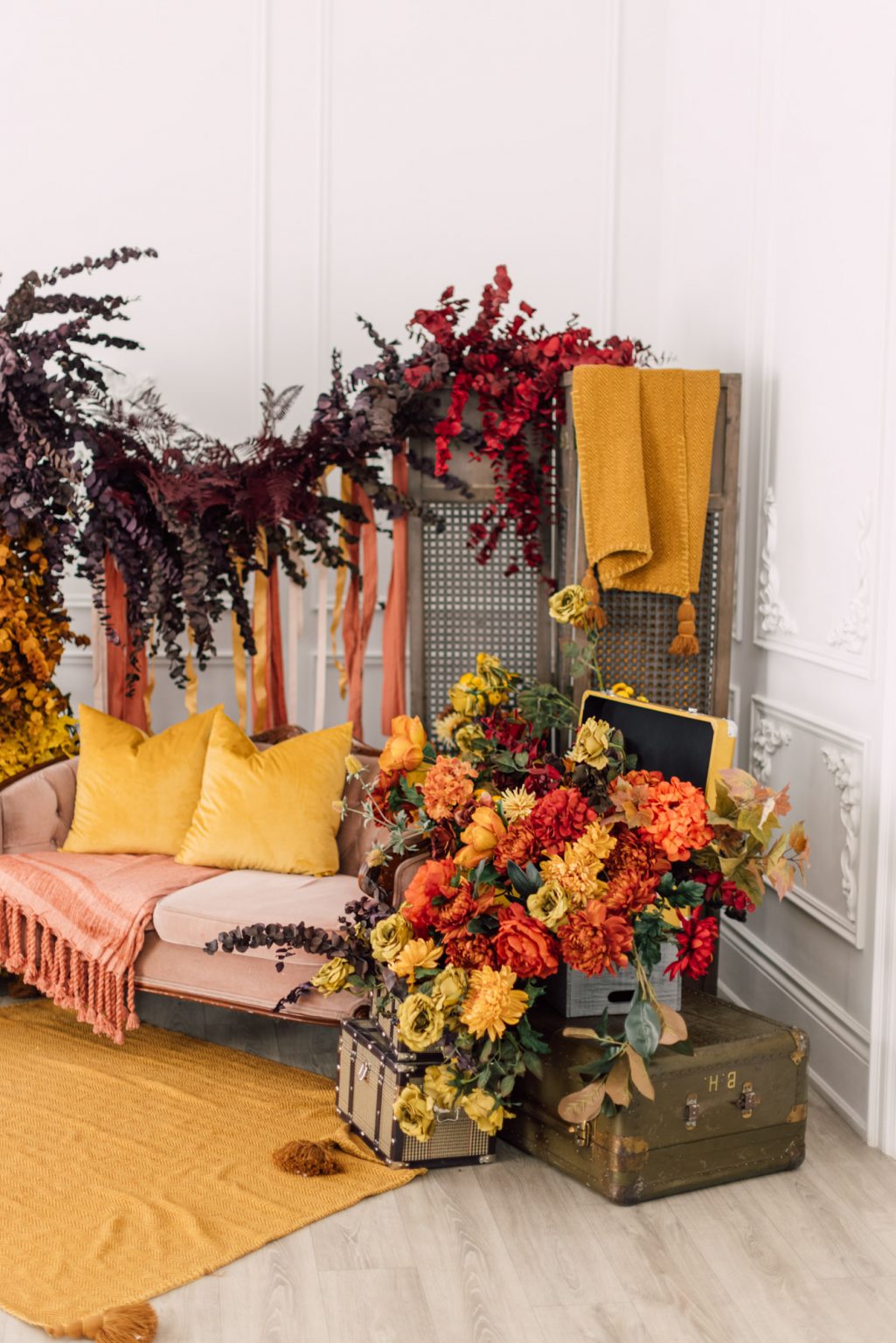 Amber & Velvet Setup — Fall 2020 - Mint Room Studios