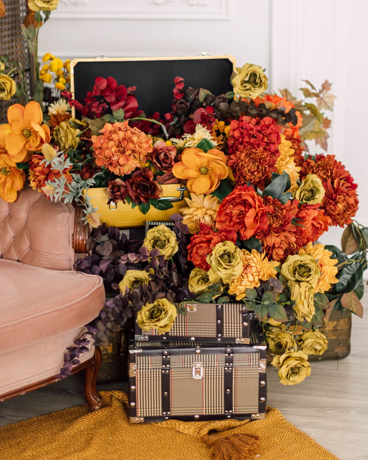 Amber & Velvet Setup — Fall 2020 - Mint Room Studios