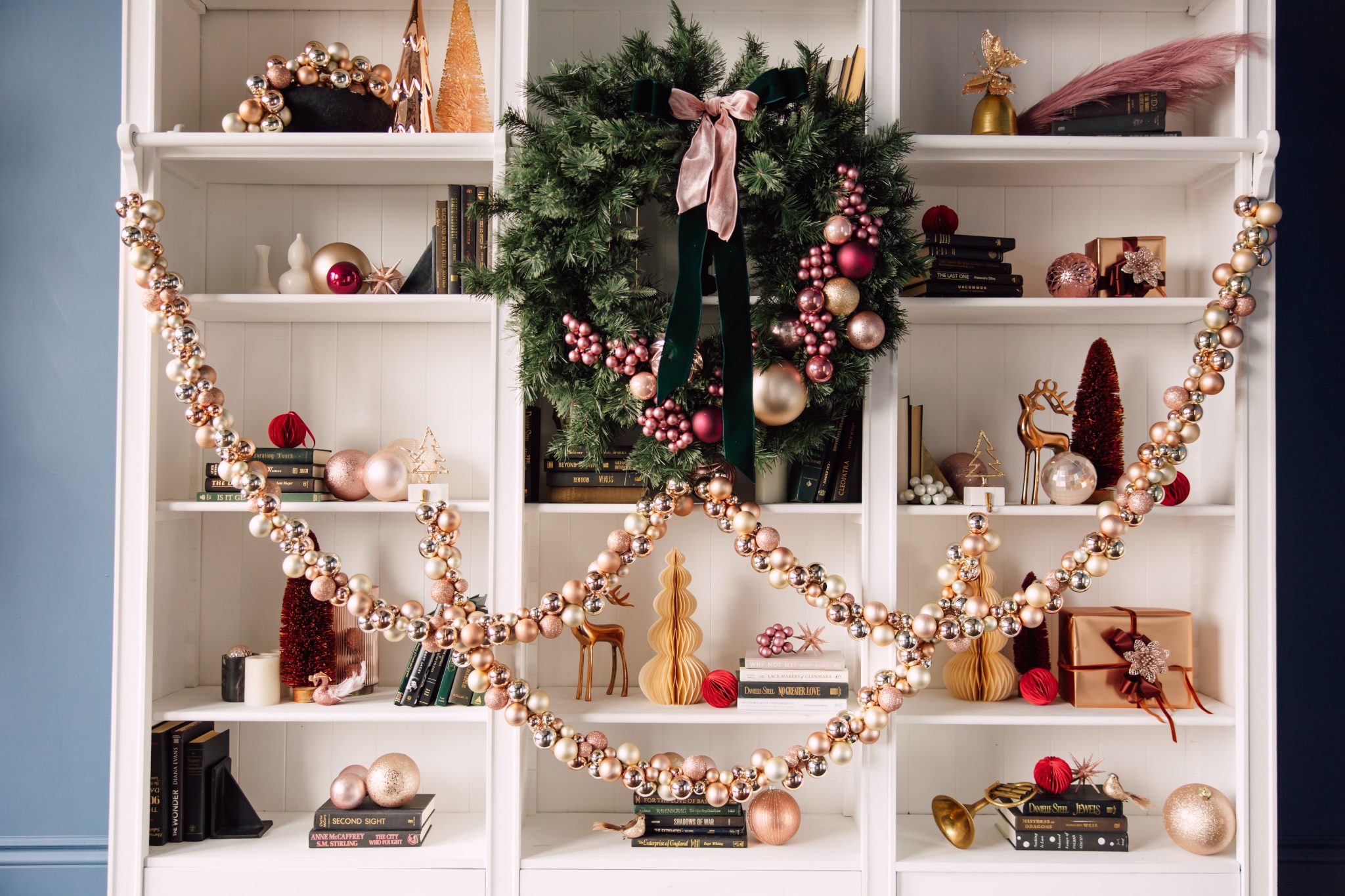 Velvet Noel – Library Studio — Winter 2023 - Mint Room Studios