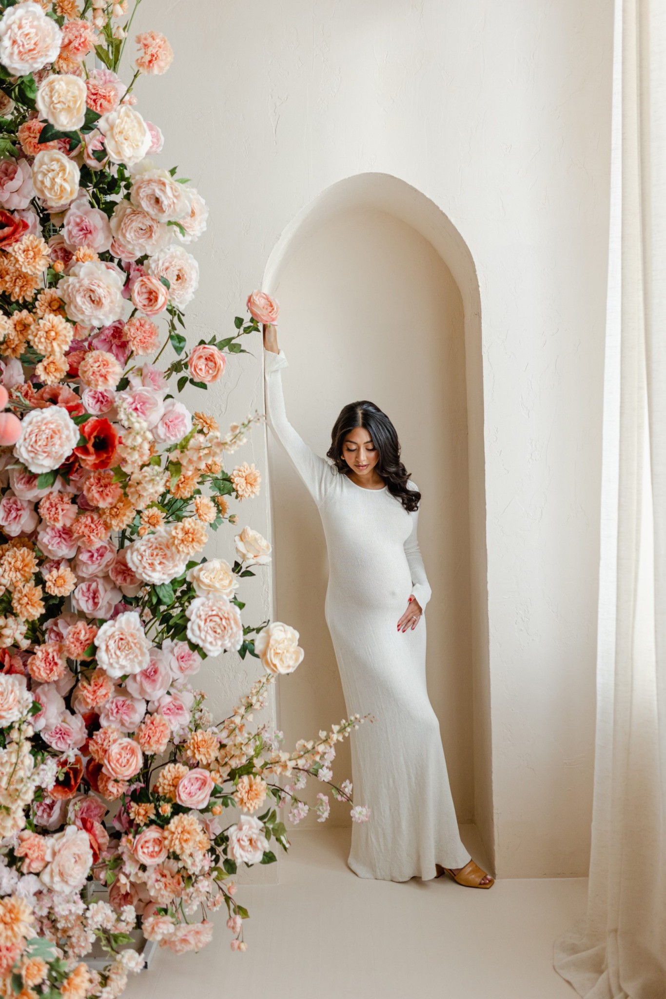 Peach Fuzz – Lounge Studio — Winter 2024 - Mint Room Studios